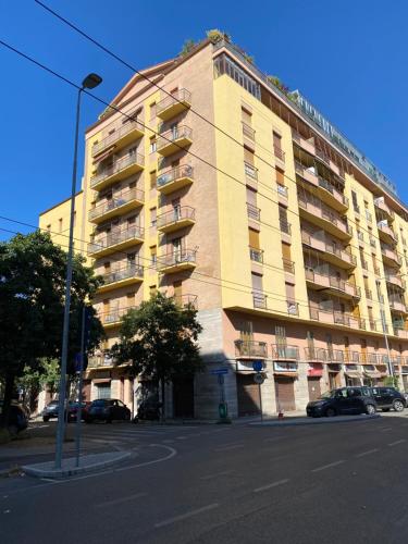 Modern City Apartment - Módena