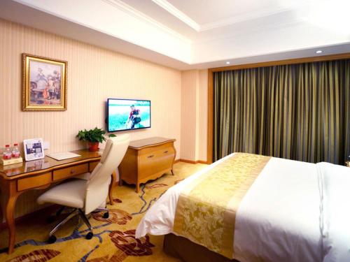 Vienna Hotel Shanghai Meilan Lake Metro Station Shanghai - Reviews ...