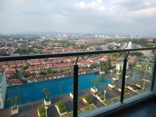 Nins Evo Studio (Pool Closed) - Bangi