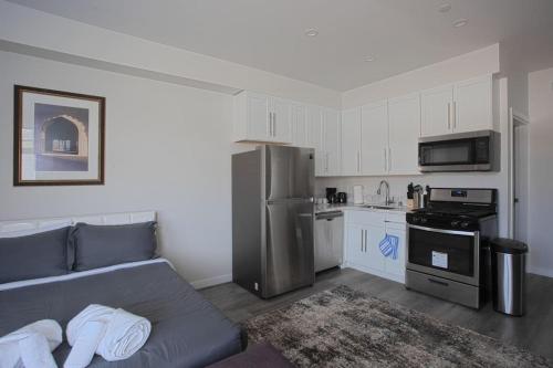 2 Bedroom, 2 Bathroom Detached Apt Max 7 Sleepers - Coronado, CA