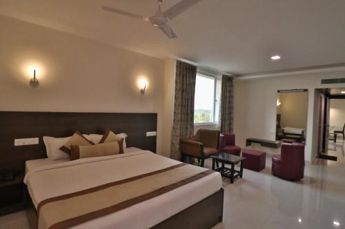 11 Best Hotels in Bellary, India