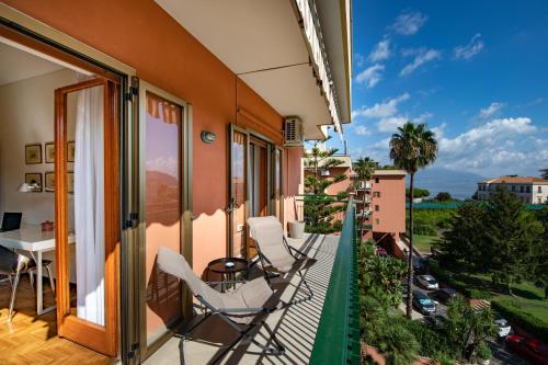 Sorrentovibes - Sorrento Centre Home With Amazing View Terraces - Sorrento
