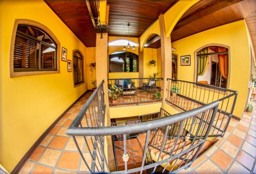 Sol Y Luna Apartments Condo Near Downtown - La Fortuna