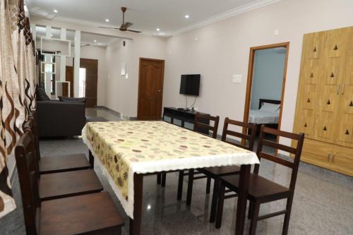 Selvi Villa - Puducherry