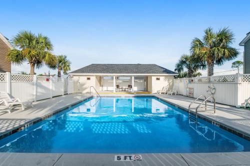 Paradise In The Palms - Mexico Beach, FL