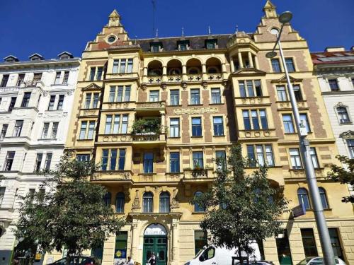 Tiny Wonder Near Naschmarkt - Wien