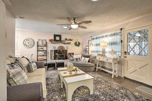 Renovated Cottage W/ Fire Pit In Munds Park! - Mormon Lake, AZ
