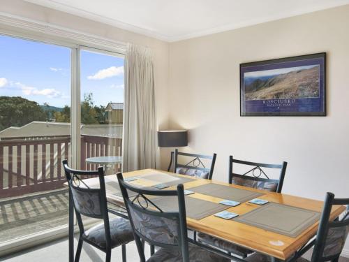 Beloka 7 - 2br Townhouse L Lake Views L Spa Bath L Wifi - Jindabyne