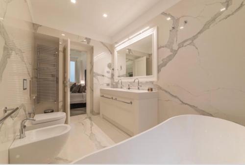 Reale Luxury Home - Monti