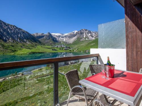 Apartment Le Shamrock - Le Lac-5 By Interhome - Tignes