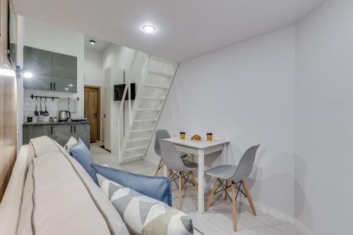 Travelto Lomonosova - Saint Petersburg