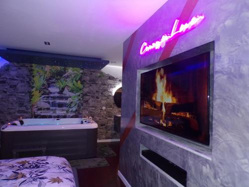 Loveroom 54 - Nancy