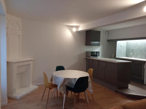 Appartement T3 En Duplex - La Crèche