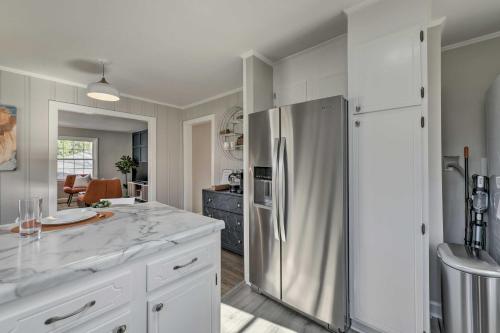 Mid-century Modern Cottage In Ardmore Area! - Winston-Salem, NC