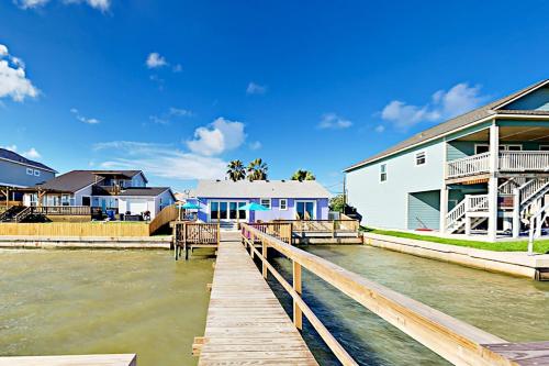 The Purple Beach House - Rockport, TX