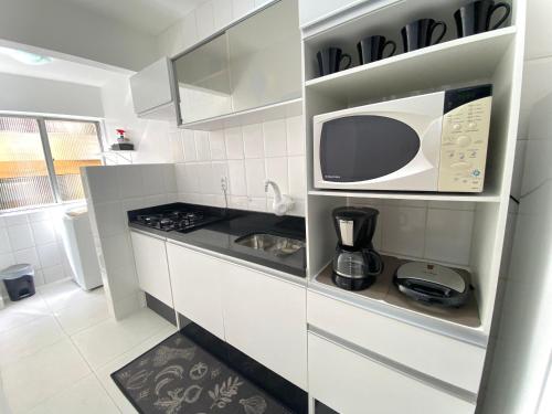 Apartamento No Centro, Ar-condicionado E Garagem - Criciúma