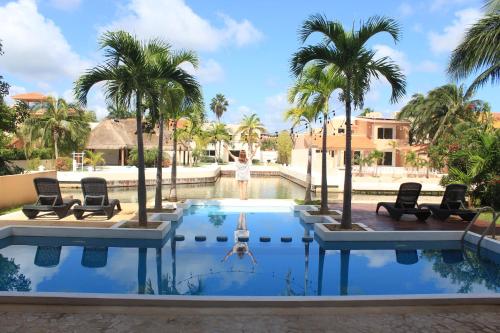Hermosa Mansion En Puerto Aventuras Con Alberca - Puerto Aventuras