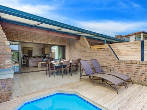 Sea n Sky - Uvongo Beach, South Africa - Updated 2026: Prices and ...