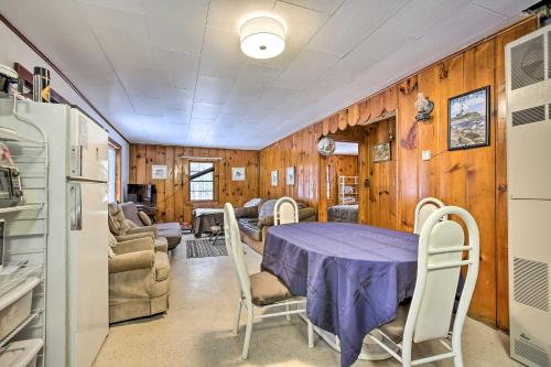 Remote Michigan Retreat On 10 Acres W/ Grill! - Norman Township