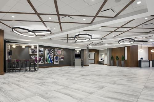 Crowne Plaza Lansing By Ihg - 랜싱