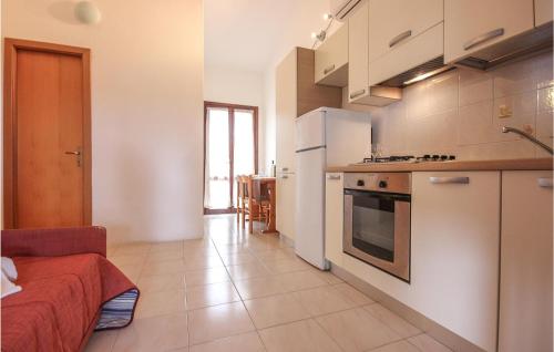 Awesome Apartment In Costa Rei -Ca- With Wifi - Costa Rei