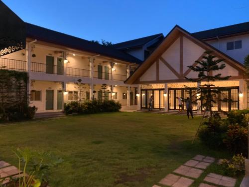 11 Best Hotels in Laoag, Ilocos Norte