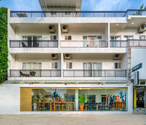 11 Best Hotels in Mirissa, Sri Lanka