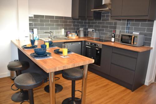 Wisteria 2 Bed House - Stayseekers - Salisbury