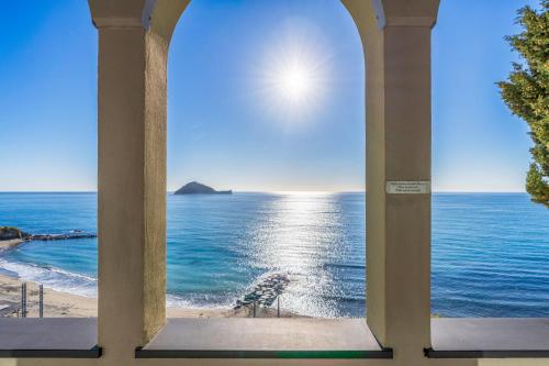 Alassio Holiday Apartment - Albenga