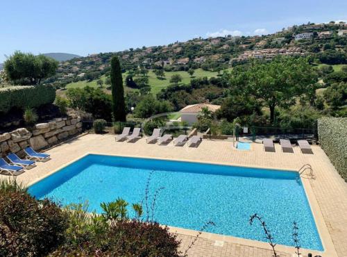 Villa "Les Greens" - Ste Maxime - 6 Pers - Wifi - Proche Plages Et Centre-ville - Sainte-Maxime