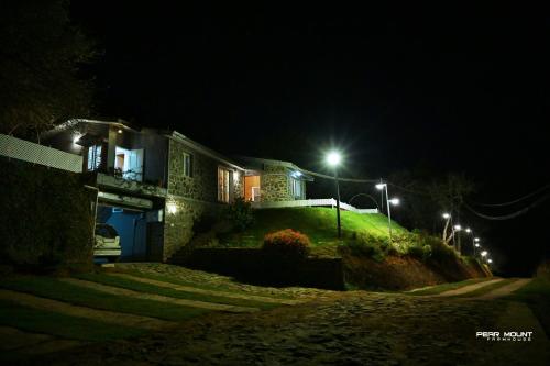 Pear Mount Farm House - 코다이카날