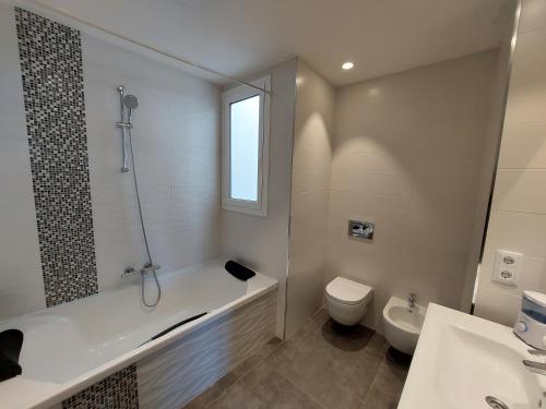 Atic Al Centre De Girona - Girona
