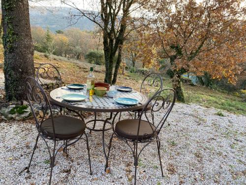 La Maison De Mado Et Sa Cabane Dans Les Arbres - Auriol