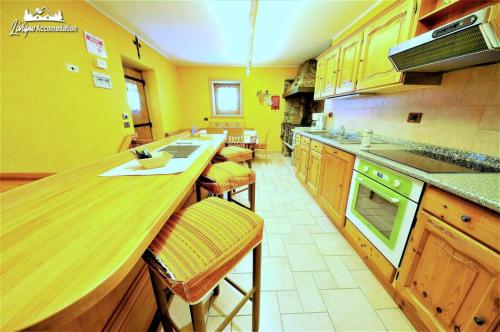 Baita Hanzel & Gretel By Livigno Accomodation - Livigno