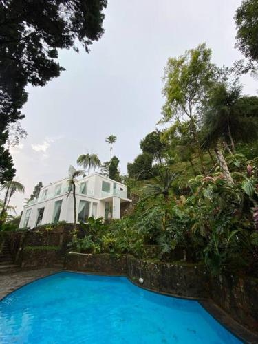 Villa Vacamonte By Villagueaja - Cisarua