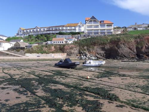 Top 10 Beachfront Hotels In Devon, England - Updated 2024 | Trip101