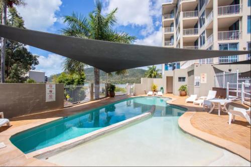 ☆Airliedise☆hot Tub Suite☆5min Walk 2 Port Of Airlie/ferry Terminal☆wifi☆netflix☆no Hills - Airlie Beach