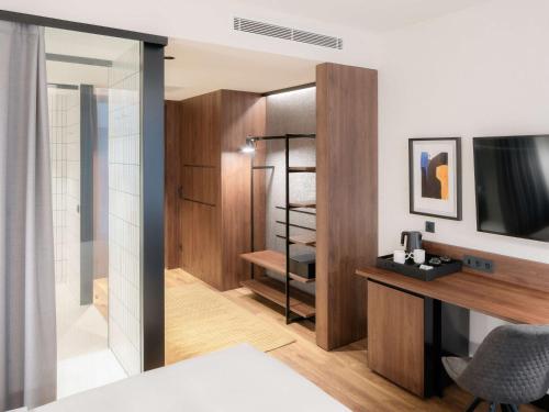 Radisson Blu 1882 Hotel, Barcelona Sagrada Familia | Barcelona ...