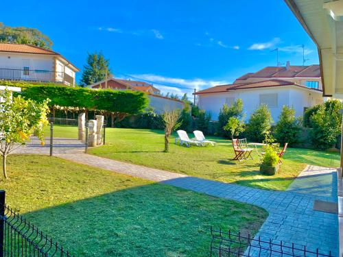 Apartamento El Pedregal Bajo Con Jardin - Noja