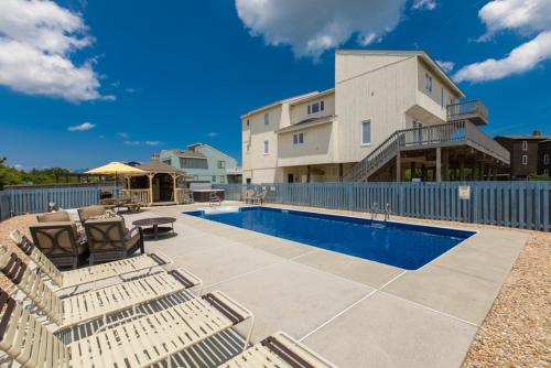 Lacado Brista - Virginia Beach, VA