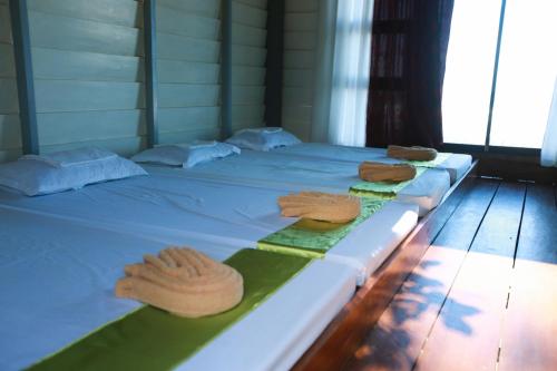 3 Best Beach Resorts Near Cagwait, Philippines - Updated 2025 | Trip101