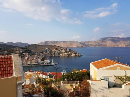 Experience The Greek Way Of Life In Nikolas House! - Symi