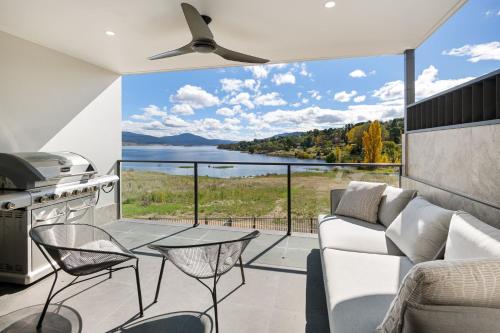 Lake Villavista - 4br Luxury Townhouse L Pet Friendly L Lake Views L Wifi L Bbq - Jindabyne