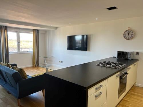 Modern & Spacious 2 Bed Merchant City Apart-high St - Glasgow