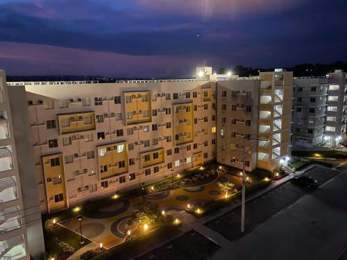 Entire 2br Condo Unit@8 Spatial Condominium - Davao City