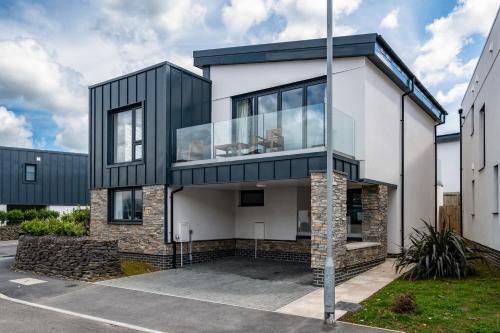 Beach Haven - Perranporth