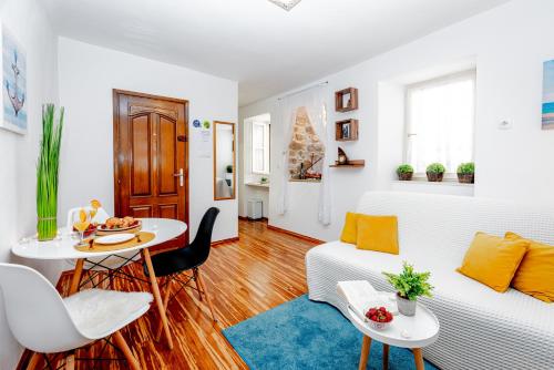 Golden Dream in Diocletian Palace - Split, Horvátország árak és ...