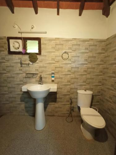 5 Best Beach Resorts Near Honnavar, India | Trip101