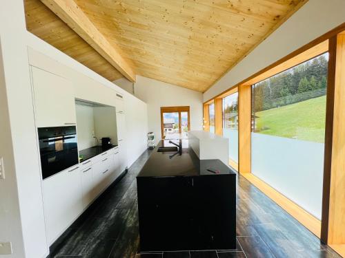3 Bedroom Condo In Front Of Obersaxen Ski Resort - Obersaxen