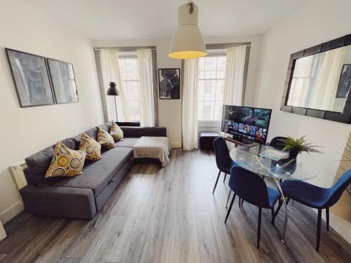 Newcastle City Centre, Two Bedroom, Sleeps 6 - Newcastle upon Tyne